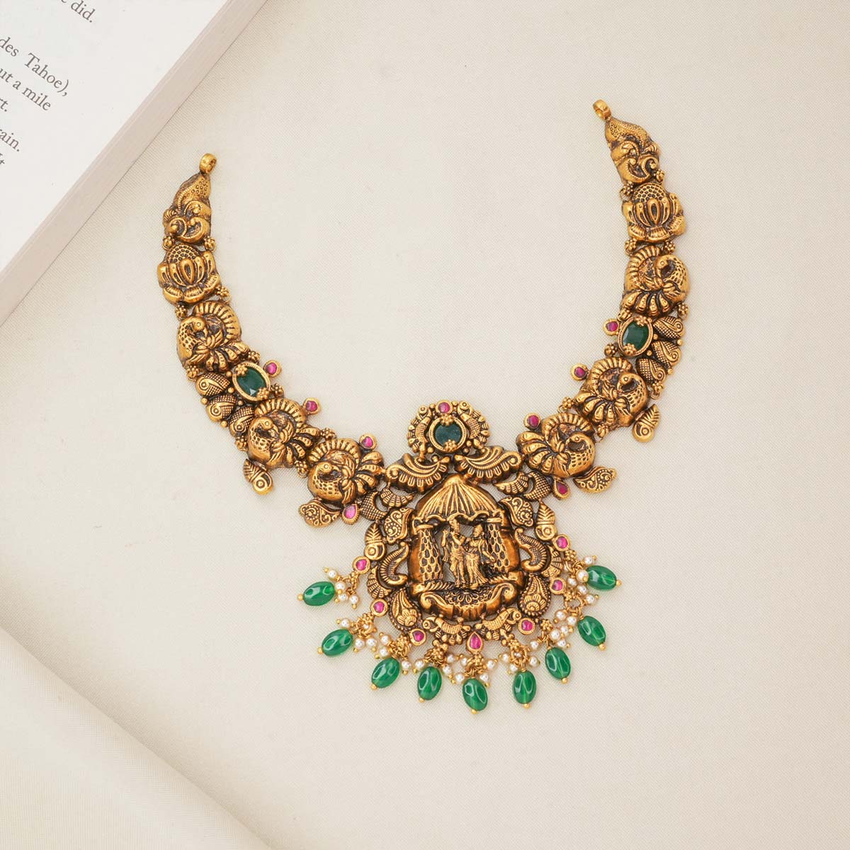 Divisha Nagas Short Necklace – Sri Vasavi Thanga Maaligai