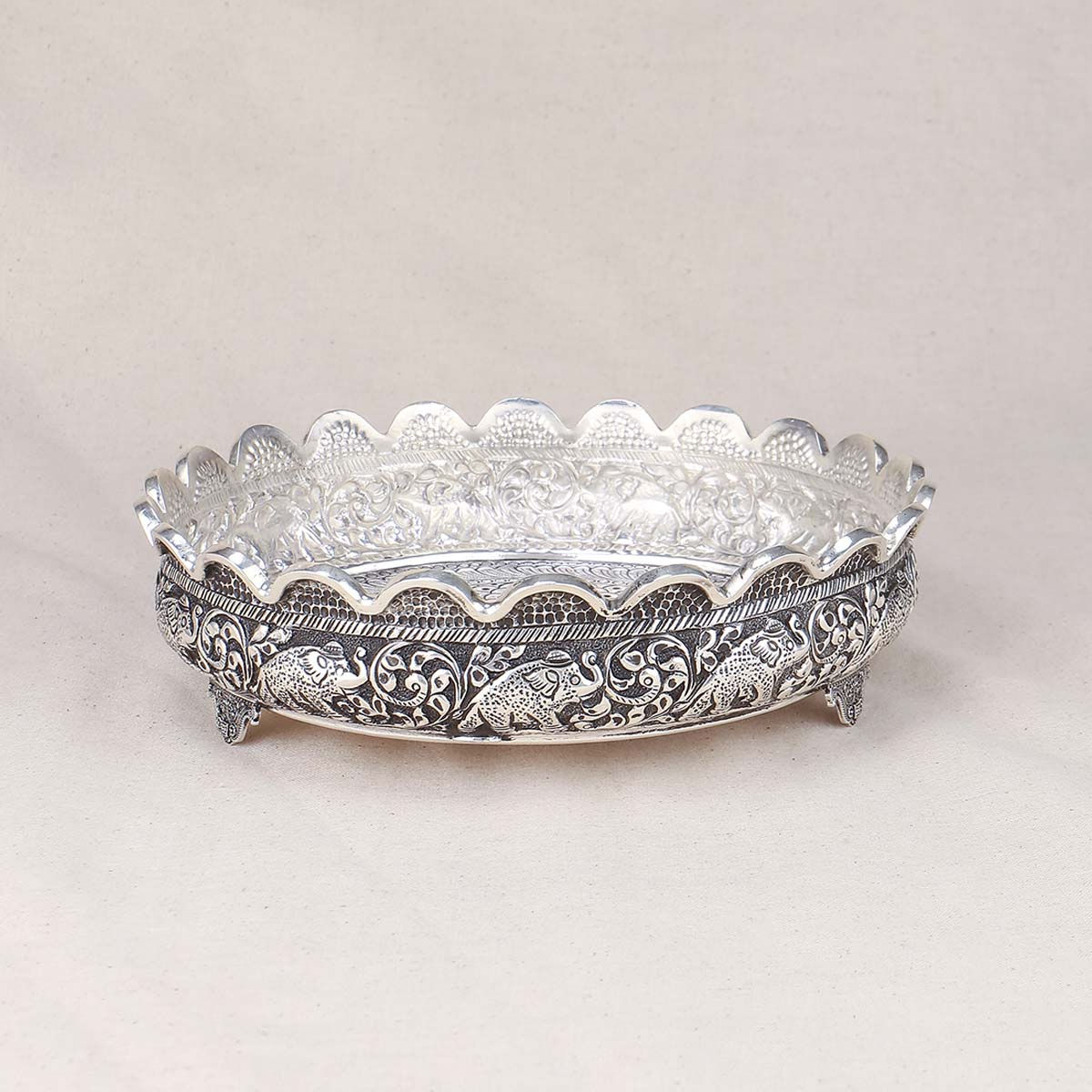 Antique Silver Elephant Designed Pooja Plate – Sri Vasavi Thanga Maaligai